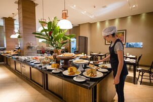Pequeno-almoço tipo buffet diário incluído 