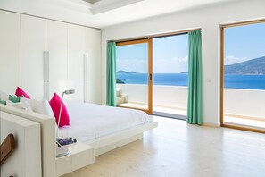 Villa de Luxo, 3 quartos | Minibar, cofre no quarto, secretária, Wi-fi grátis 