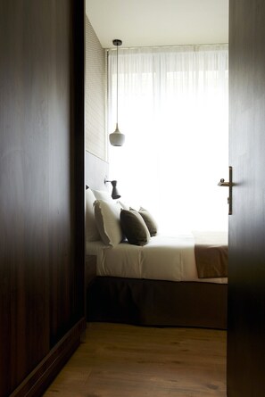 Quarto Duplo Superior, casa de banho anexa | Roupa de alta qualidade, camas de colchão viscoelástico 
