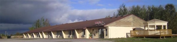 Select Inn - Ontario
