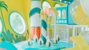 Área de recreio para crianças (coberta)