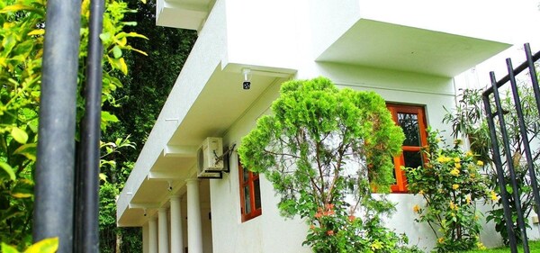 Kandy Holiday Residence - Kandy