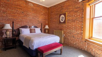 Quarto Deluxe, 1 cama queen-size, acessível | 1 quarto, secretária, secretária adequada para computadores portáteis