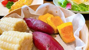 Pequeno-almoço tipo buffet diário (118 CNY por pessoa)