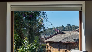 Suite Deluxe | Edredões de penas, secretária, cortinas/cortinados opacos