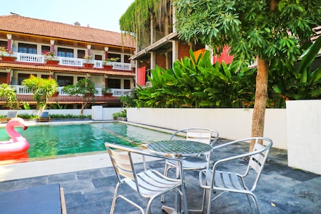 Fachada. Palm Garden Kuta Hotel