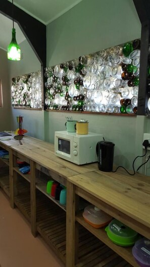 Pequeno-almoço (75.00 ZAR por pessoa) 