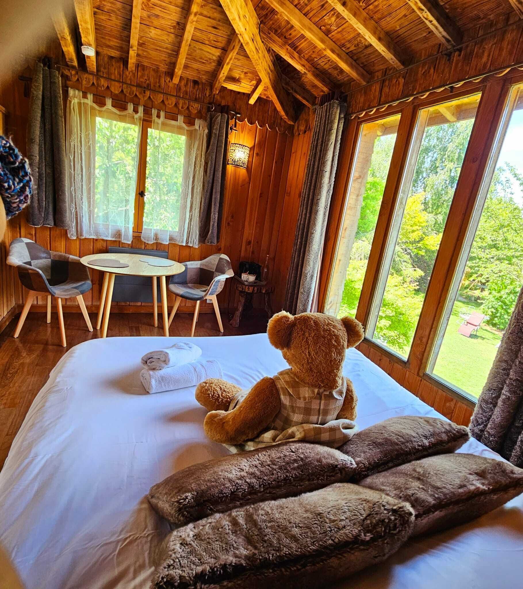 Casa na árvore (La Grande Ourse) | Wi-Fi de cortesia