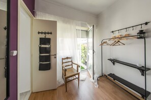 Quarto casal, banheiro privativo (Marquês 43) | Área de estar