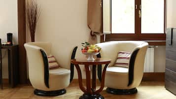 Quarto casal superior | Roupas de cama premium, frigobar, cofres nos quartos