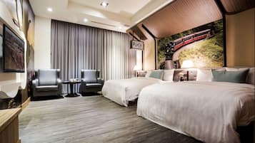 Suite Familiar | Minibar, secretária, quartos insonorizados, Wi-fi grátis