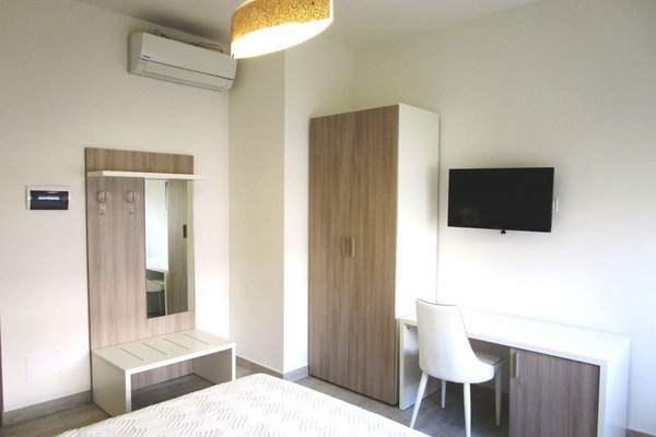 Quarto casal | Roupas de cama premium, frigobar, cofres nos quartos, escrivaninha