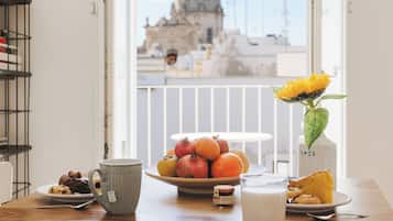 Estúdio | Cozinha privada | Um frigorífico, um micro-ondas, uma placa de cozinha