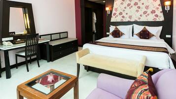 Studio Deluxe room | Frigobar, camas extras/dobráveis (sobretaxa), Wi-Fi de cortesia