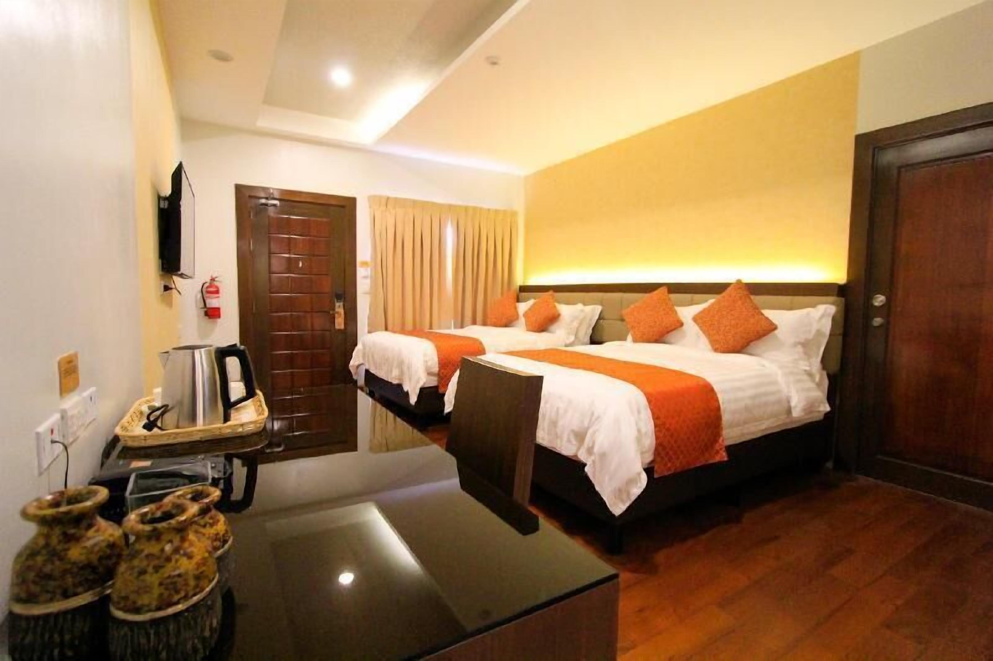 Roupas de cama premium, edredons de pluma, camas com colchões pillow-top