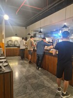 Café da manhã continental todos os dias (USD 10 por pessoa) 