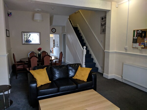 Fern Lodge - Preston