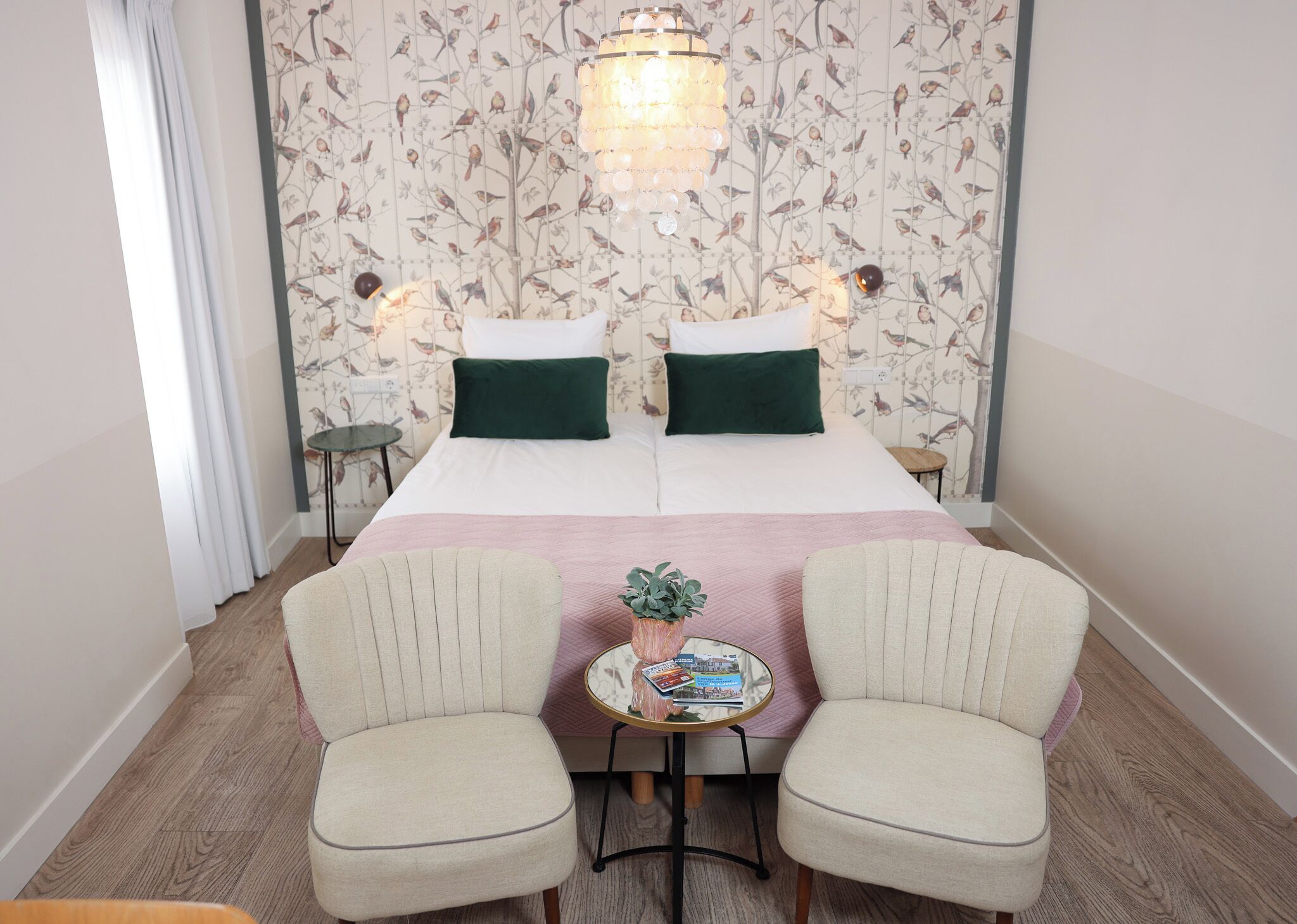 Quarto Duplo Superior | Wi-fi grátis, roupa de cama fornecida 