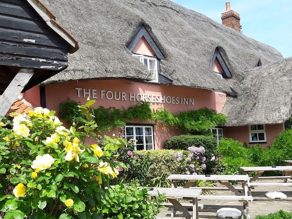 The Four Horseshoes - Suffolk