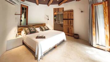 Casa Maya Partial Ocean View A/C | Roupas de cama de algodão egípcio, roupas de cama premium