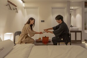 Suite Spa Room A, Pet-Friendly | Roupa de alta qualidade, camas de colchão viscoelástico 