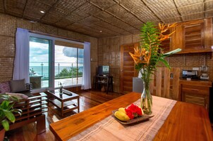 Suíte lua de mel | Opções para refeição no quarto