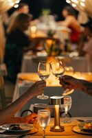 Serviço de café da manhã, culinária brasileira, vistas para a praia 