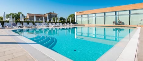 Piscina exterior