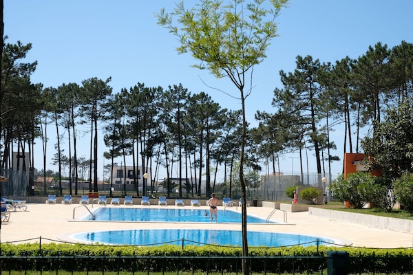 Piscina externa sazonal
