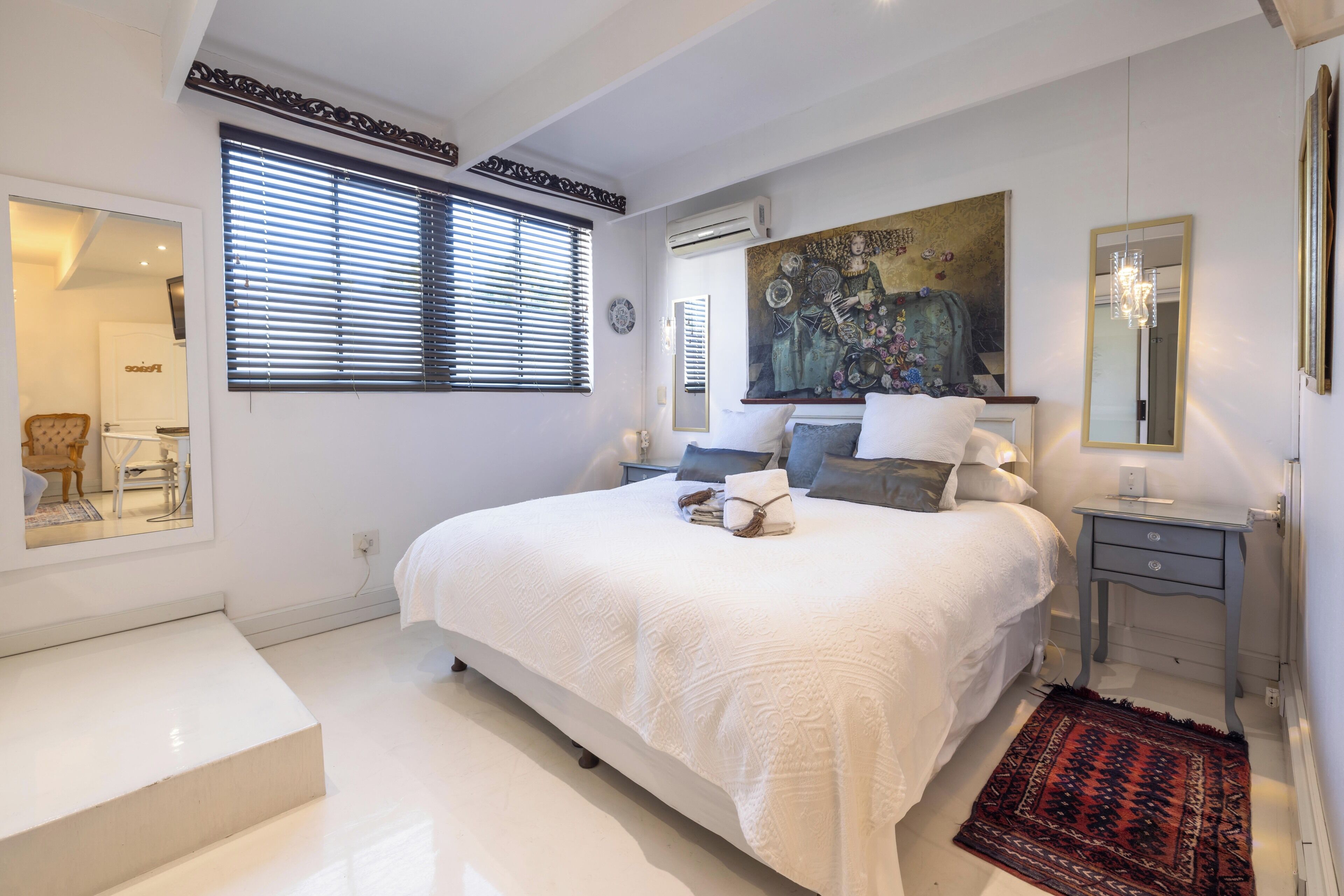 Quarto superluxo, 1 quarto, vista para o jardim | Roupas de cama premium, frigobar (abastecido com alguns itens grátis)