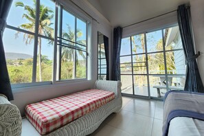 Autumn Sky | Secretária, ferro/tábua de engomar, camas desdobráveis, Wi-fi grátis