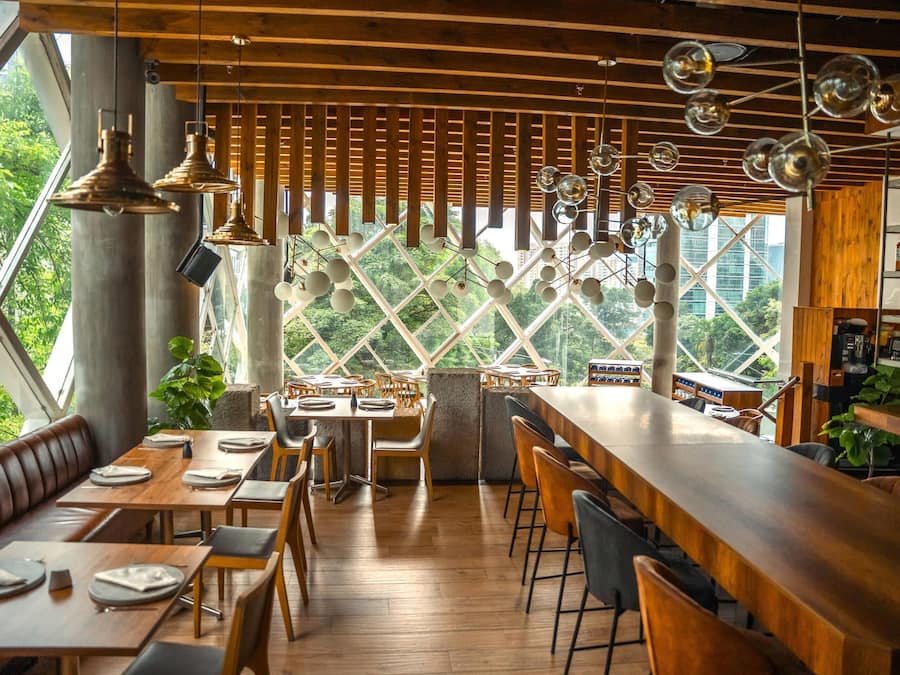 2 restaurantes, café da manhã, culinária italiana