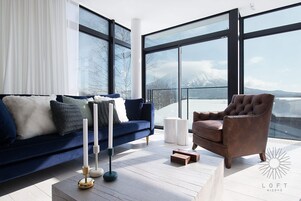 Quarto de Luxo (Twin or Double 201) | Cofre no quarto, secretária, cortinas/cortinados opacos 