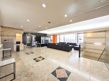 Sala de estar do lobby. Green Rich Hotel Suizenji