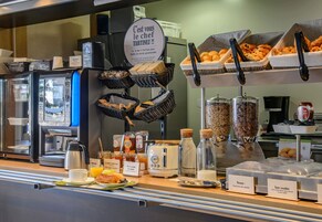 Buffet de pequeno-almoço
