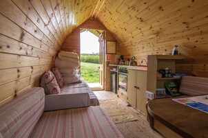 Cabine (Eco Pod) | Roupa de alta qualidade, ferro/tábua de engomar, Wi-fi grátis 