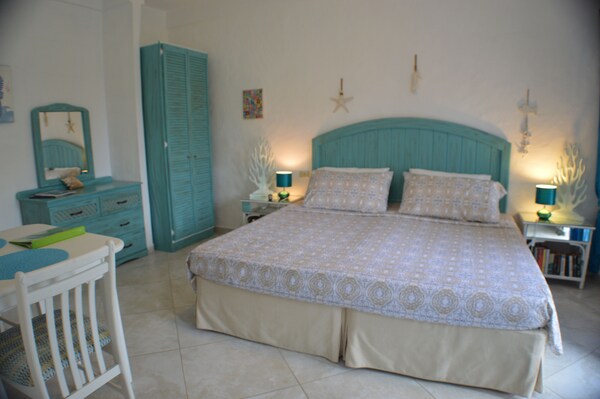 Two Palms Apartment - Barbados