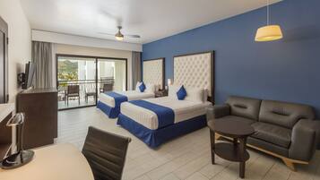 Cofre no quarto, secretária