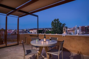 Casa Deluxe, 2 quartos (Akali) | Terraço/pátio interior