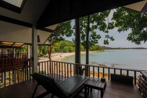 Balcony Beach front | Vista para a praia ou o mar