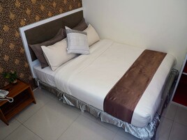 Quarto Duplo Deluxe | Secretária, ferro/tábua de engomar, Wi-fi grátis
