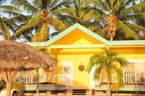 Abaka Bay Resort Reviews, Deals & Photos 2024 - Expedia