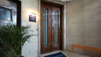 Entrada (vista interior)