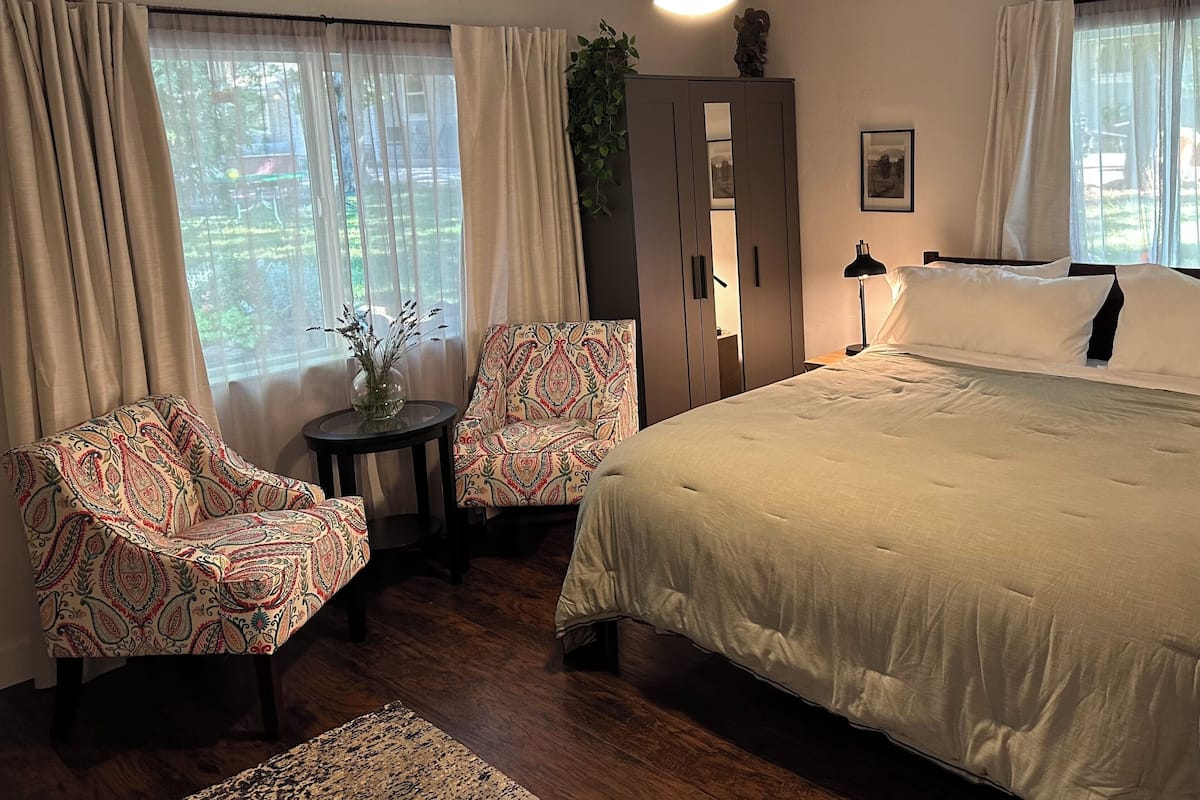 King Room 11 | Sala de estar | Livros