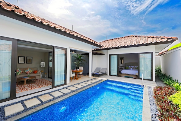Vila, 1 quarto, piscina particular, no jardim | Vista do quarto