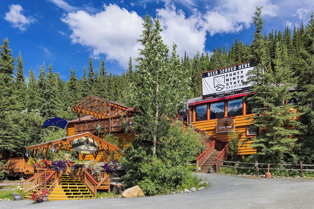 Denali Private Log Cabin On Sugarloaf Mountain - Alaska