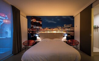 Quarto Duplo de Luxo, 1 cama de casal (MAS) | Minibar, cofre com capacidade para portátil 