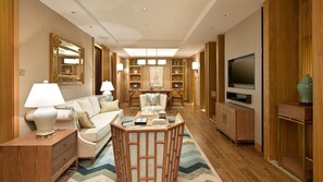 Suite Presidencial | Roupa de alta qualidade, edredões de penas, camas de colchão pillowtop 