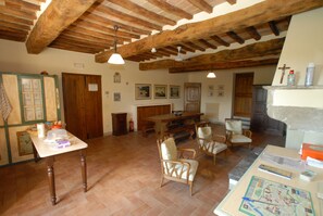 TV de tela plana 10 polegadas com canais a cabo, TV, impressoras