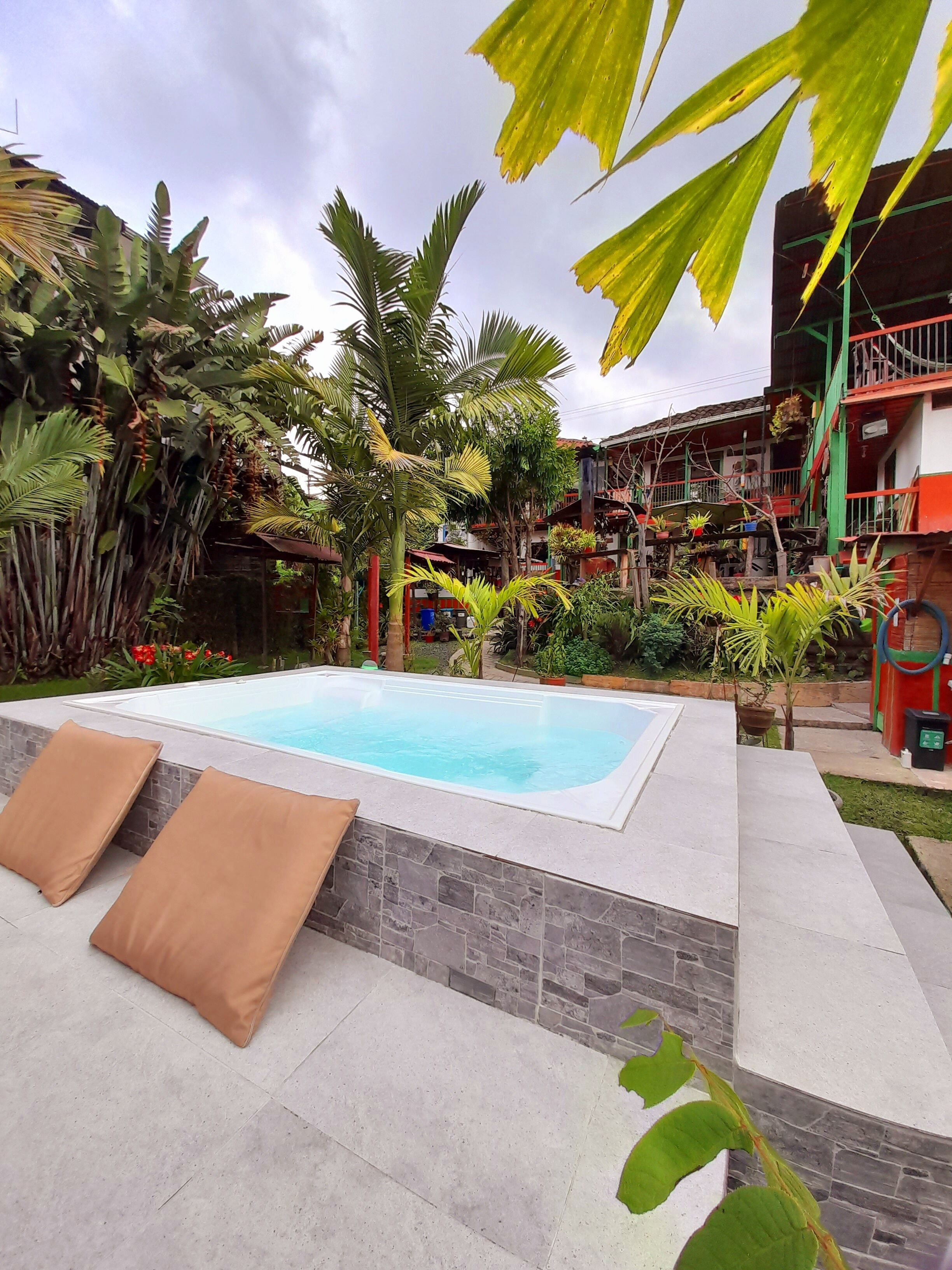 Quarto Duplo Básico, 1 cama de casal, casa de banho anexa, junto ao pátio | Banheira de hidromassagem exterior